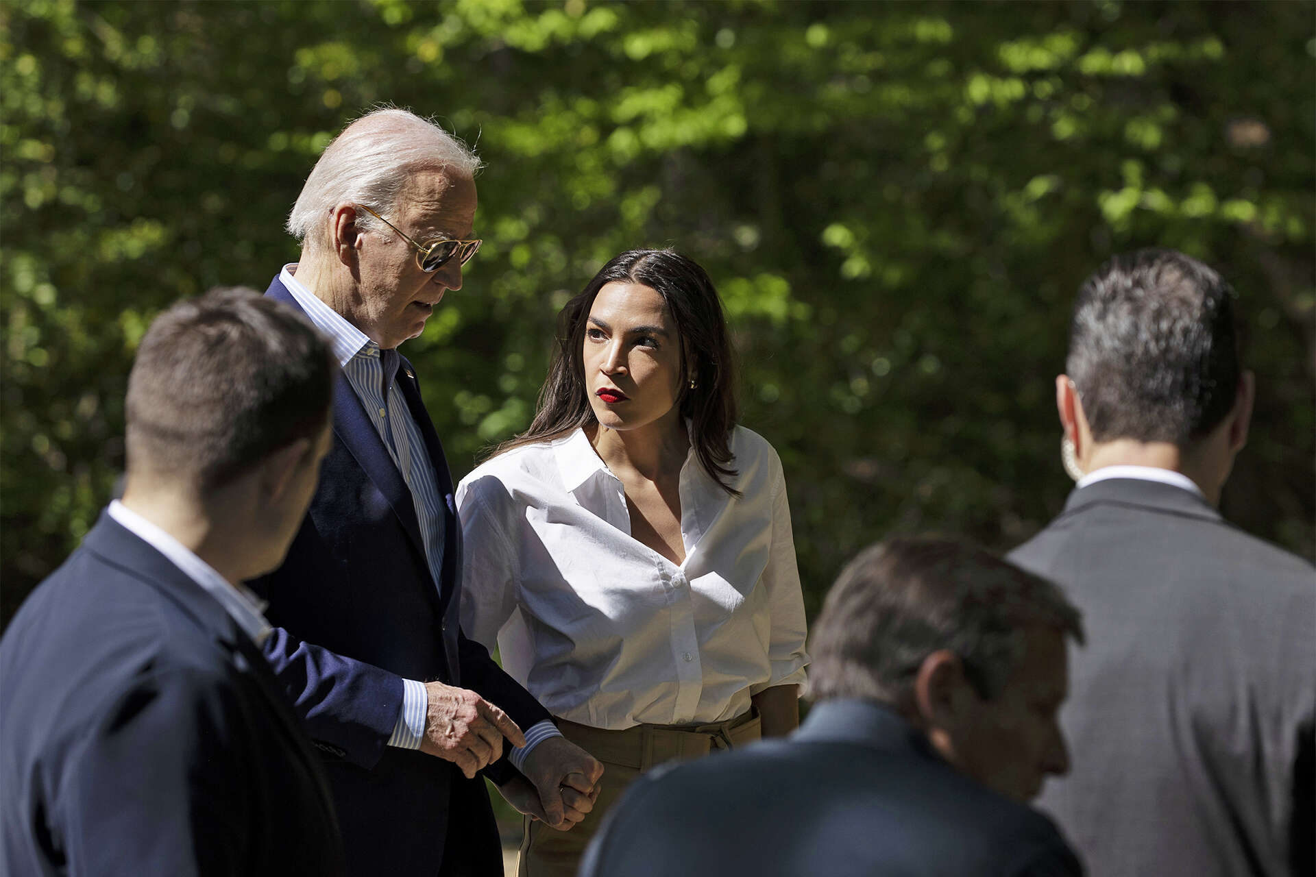 AOC and Bernie Sanders are filling crowds to the brim. LA is next.