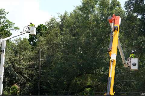 Is it CenterPoint's fault that tree limbs caused Beryl power outages?