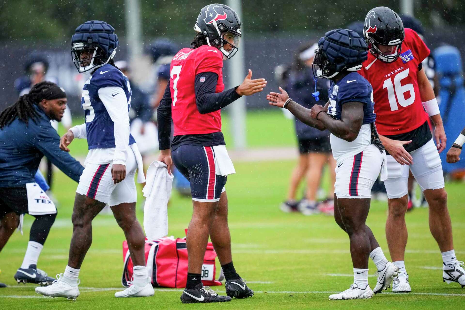 Houston Texans training camp: Tight end Brevin Jordan impressing