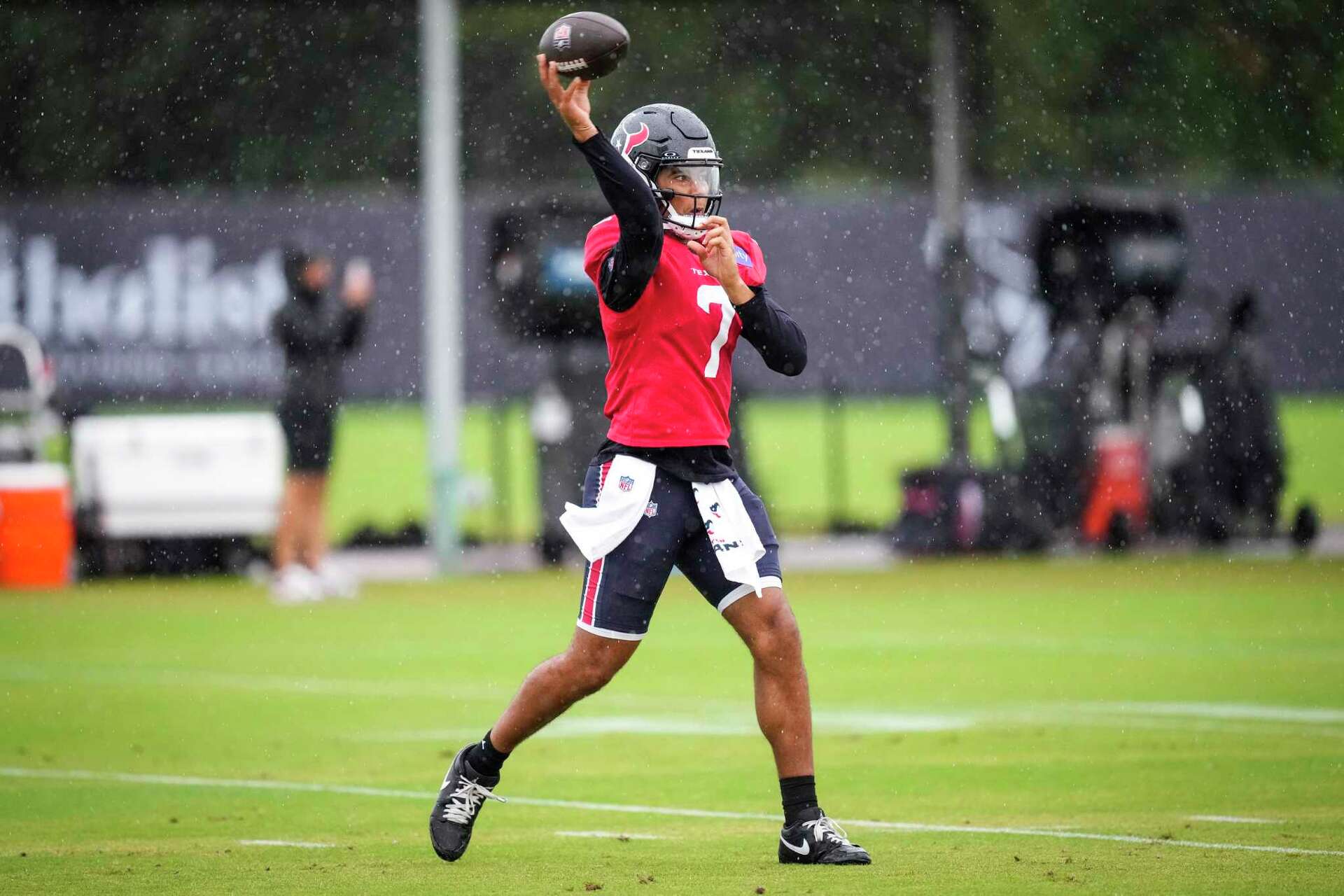 Houston Texans training camp: Tight end Brevin Jordan impressing