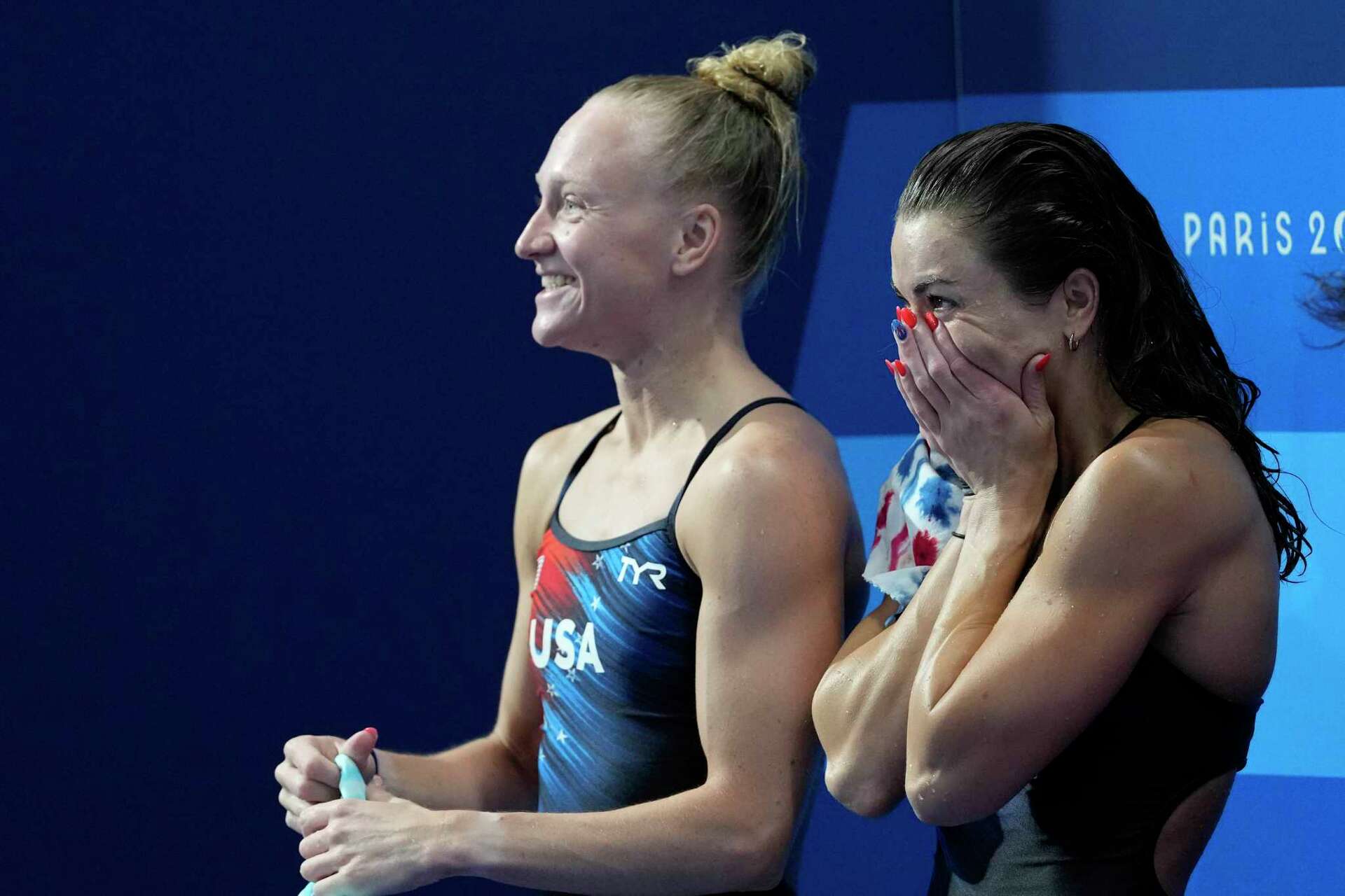 U.S. divers Kassidy Cook, Sarah Bacon win Olympic silver medal