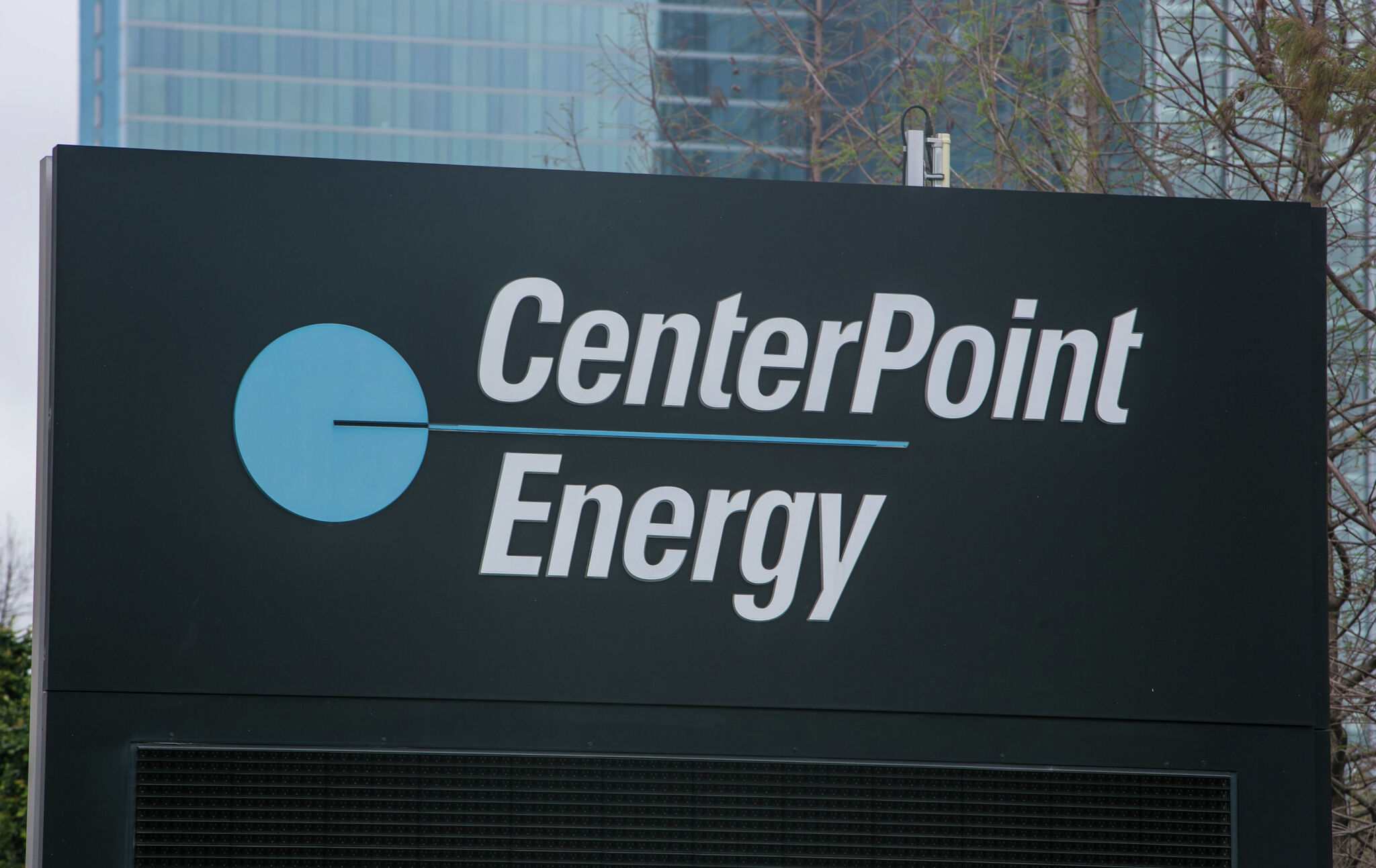 Report: Top CenterPoint exec out at Texas energy provider