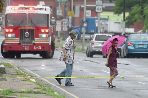 Cops: Car hit broadside while turning in Hartford crash that killed 2