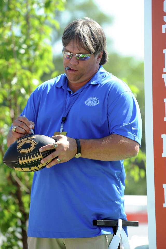 UT Longhorns football: Steve McMichael joins pro hall of fame