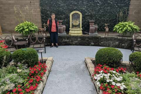 For CT senior citizens, gardening programs are 'a source of beauty'