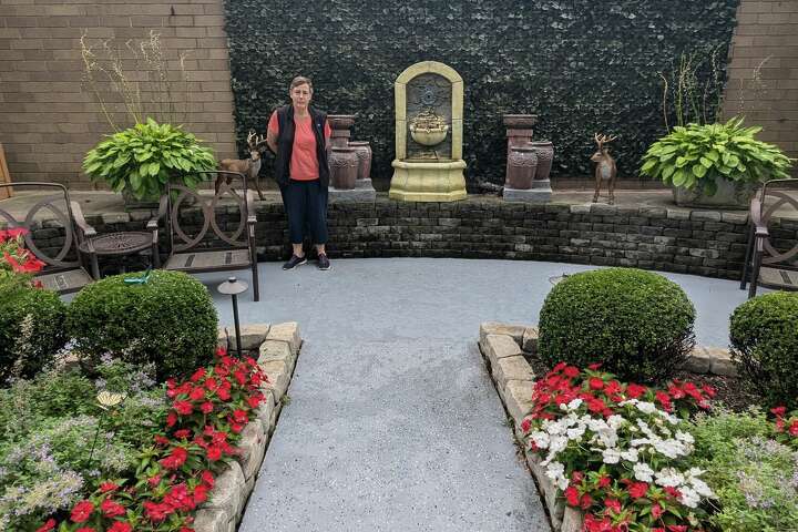 For CT senior citizens, gardening programs are 'a source of beauty'