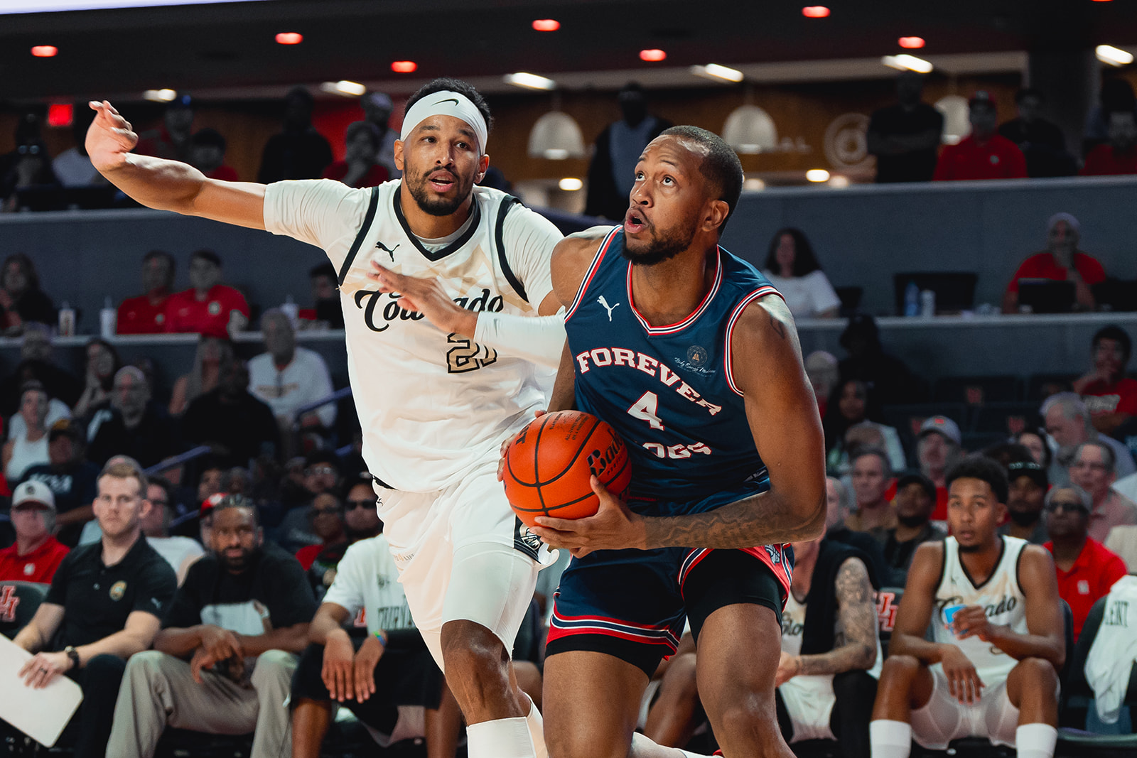 Houston-based Forever Coogs on verge of TBT championship