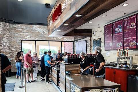 H-E-B's True Texas BBQ expands in San Antonio