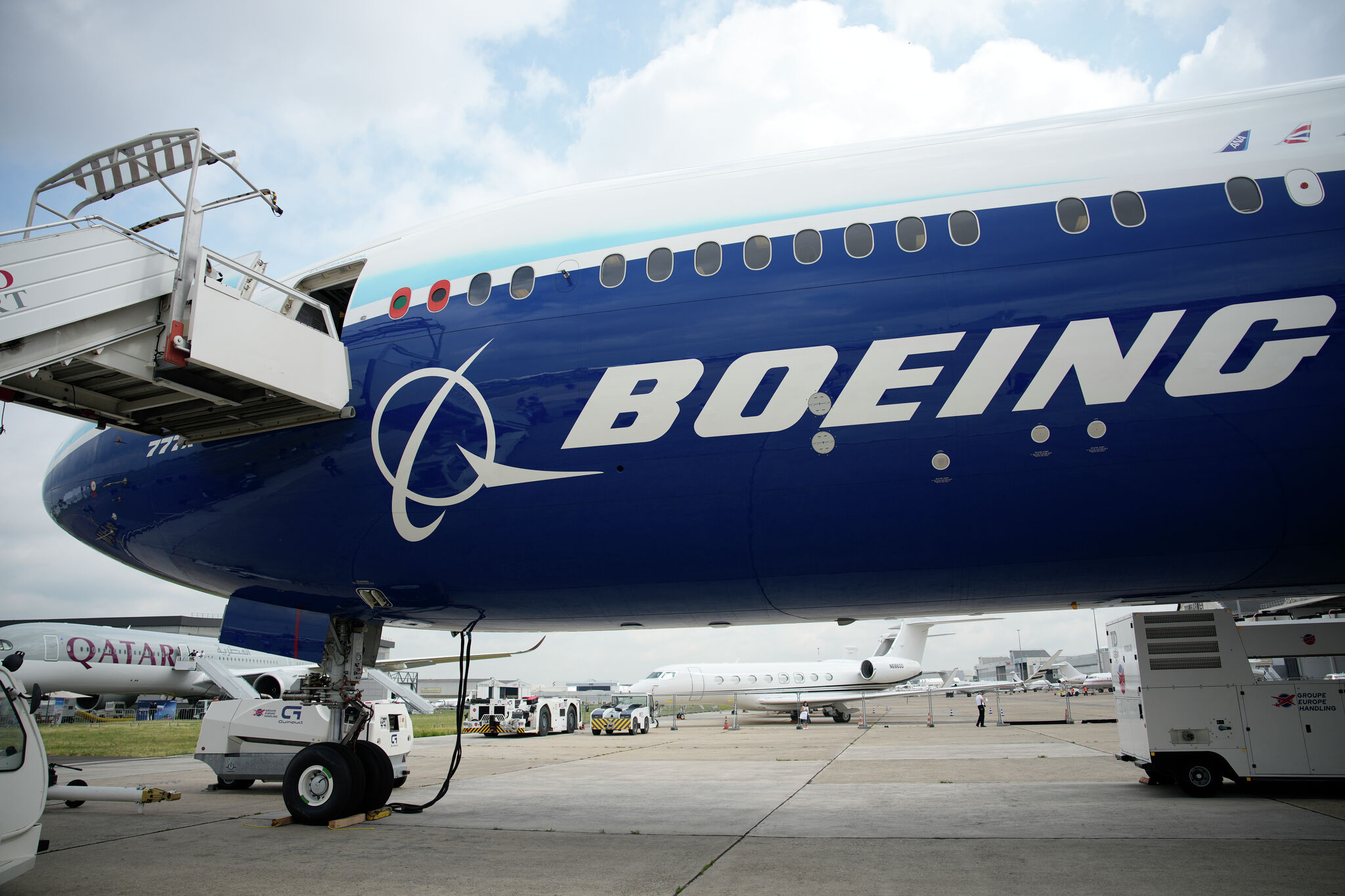 Boeing names its next CEO while posting a whopping quarterly loss