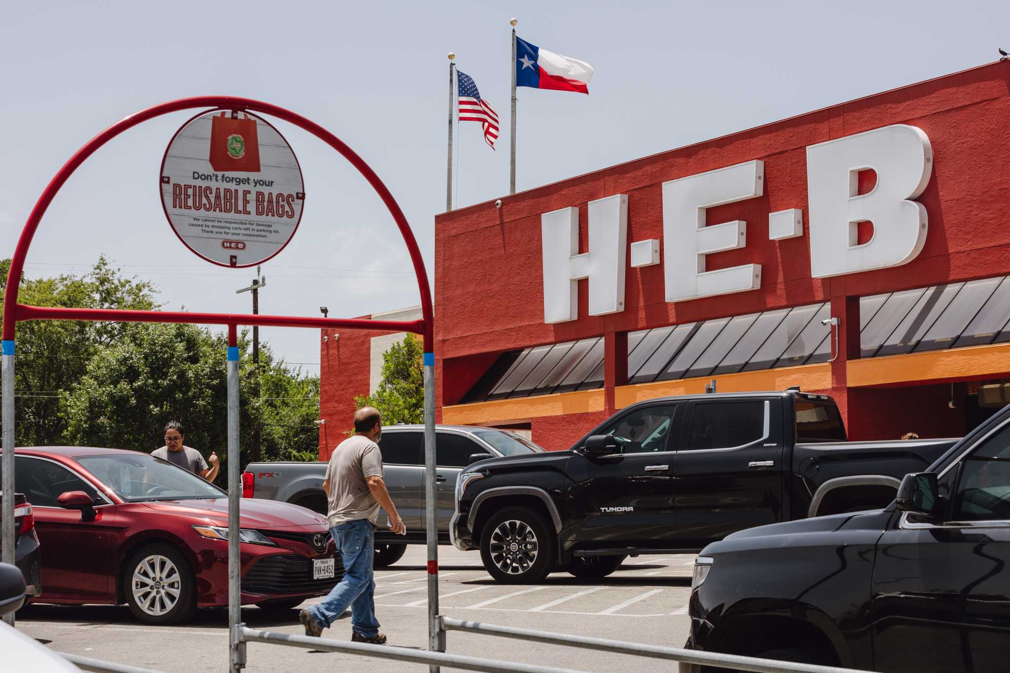Is H-E-B closed on Columbus Day? Here are the holiday hours.