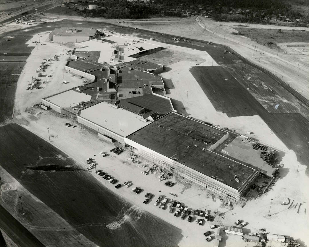 Houston's Greenspoint Mall will soon close after 48 years