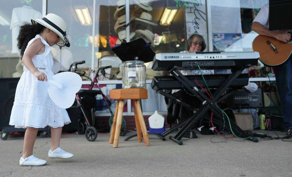 White Linen Night 2024: How much tickets cost and what to expect