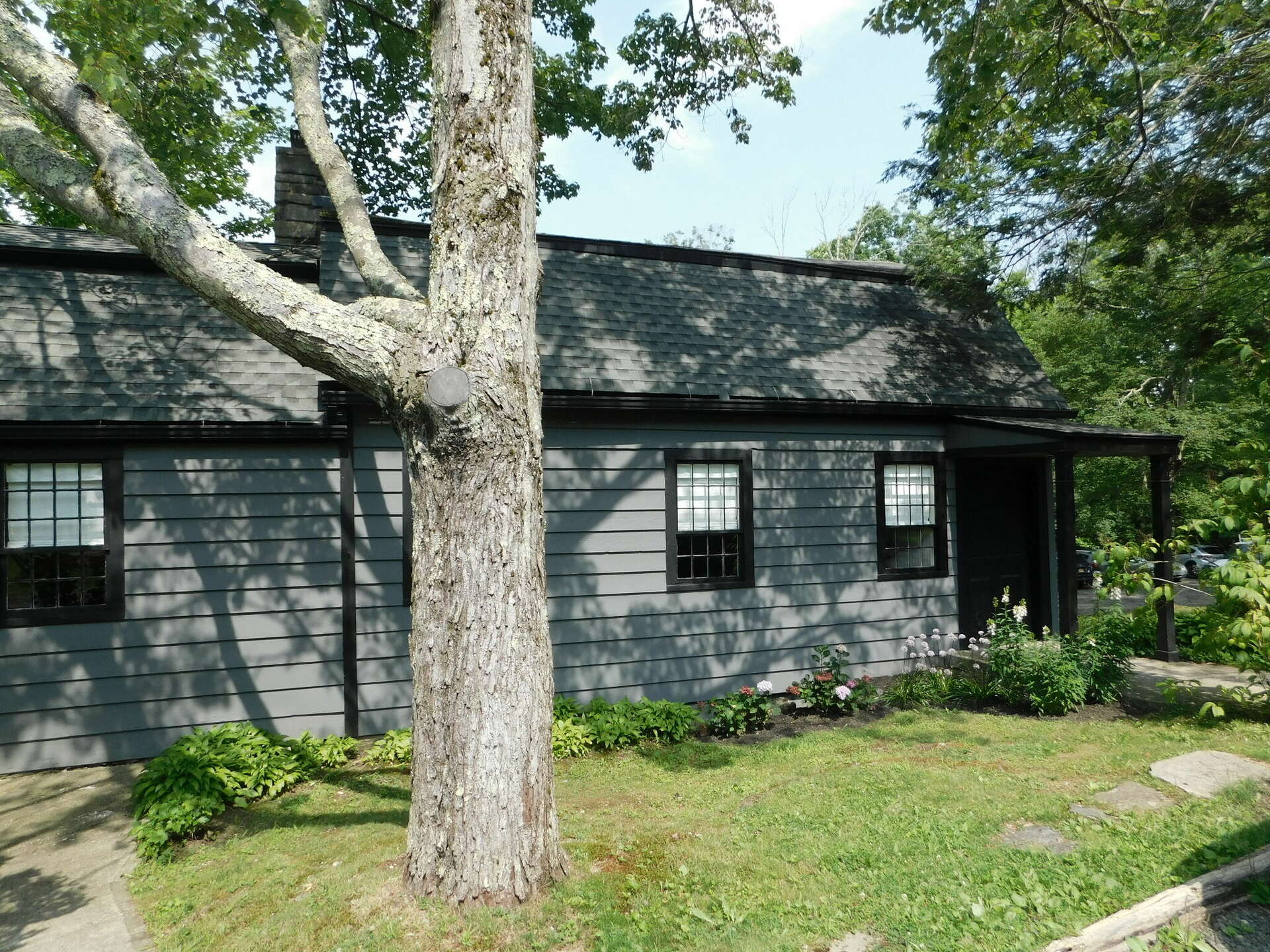 Husband-wife team resurrect a historic inn in Litchfield