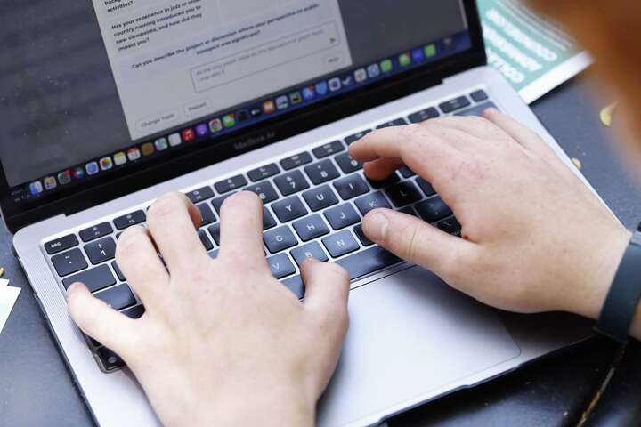 Ai Software Seeps Into College Applications Admissions Counseling