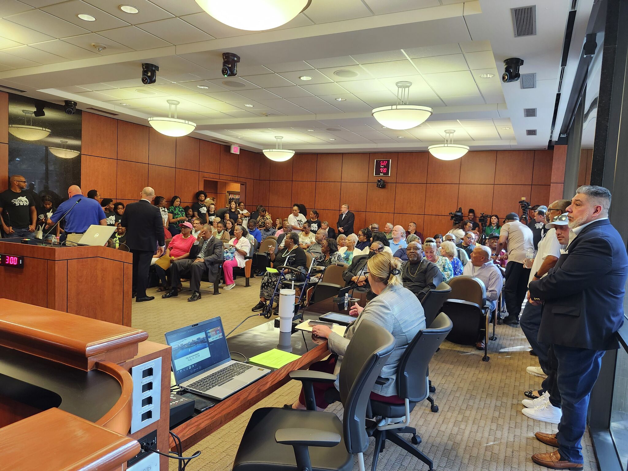 Beaumont residents express discontent with chief selection process