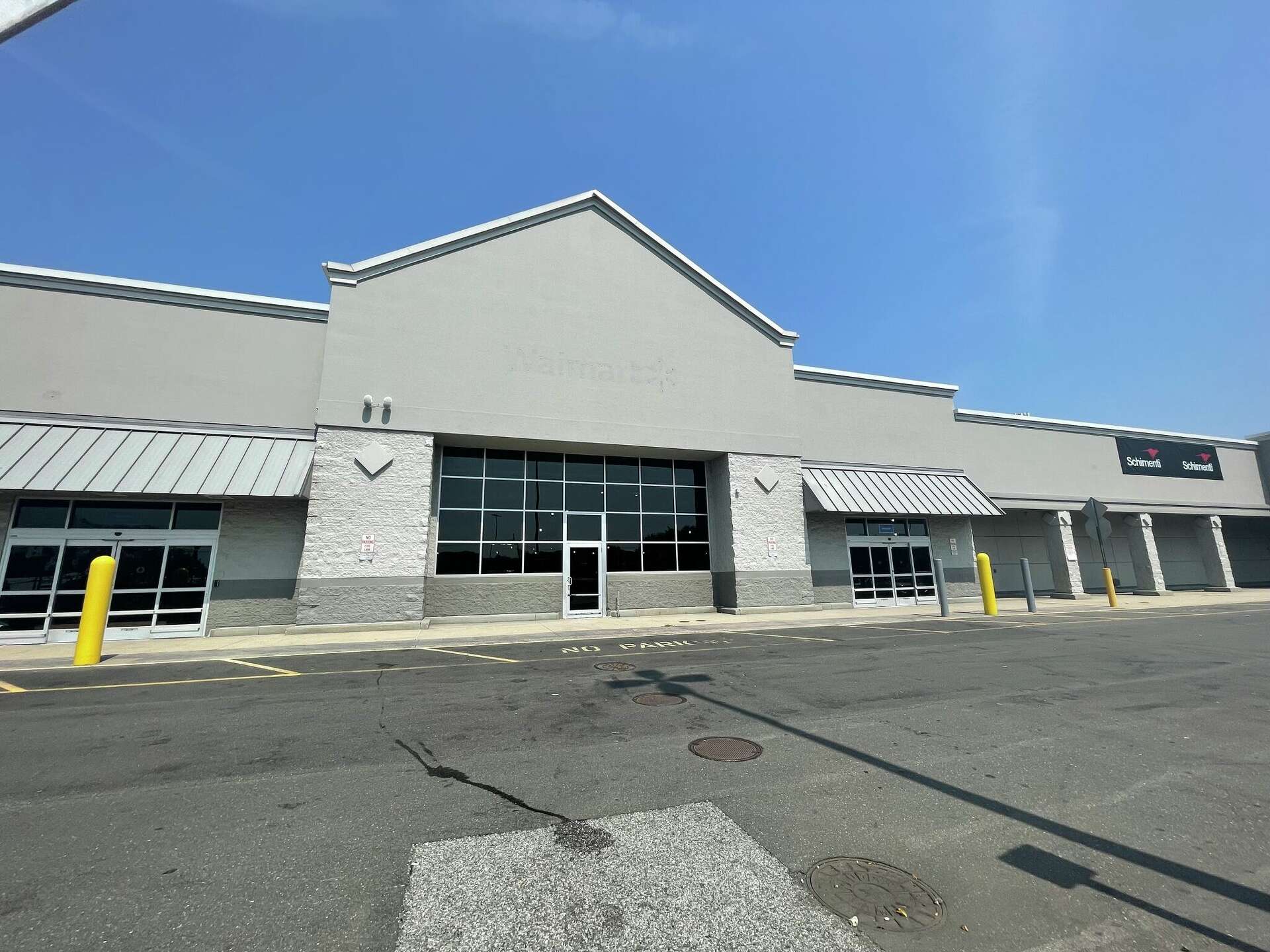 Target installs sign at upcoming Norwalk location, replacing Walmart