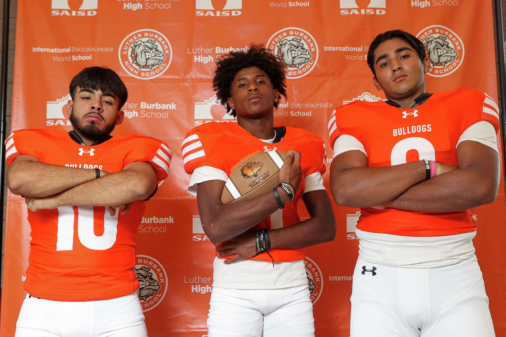 Burbank football aims for long-awaited district title