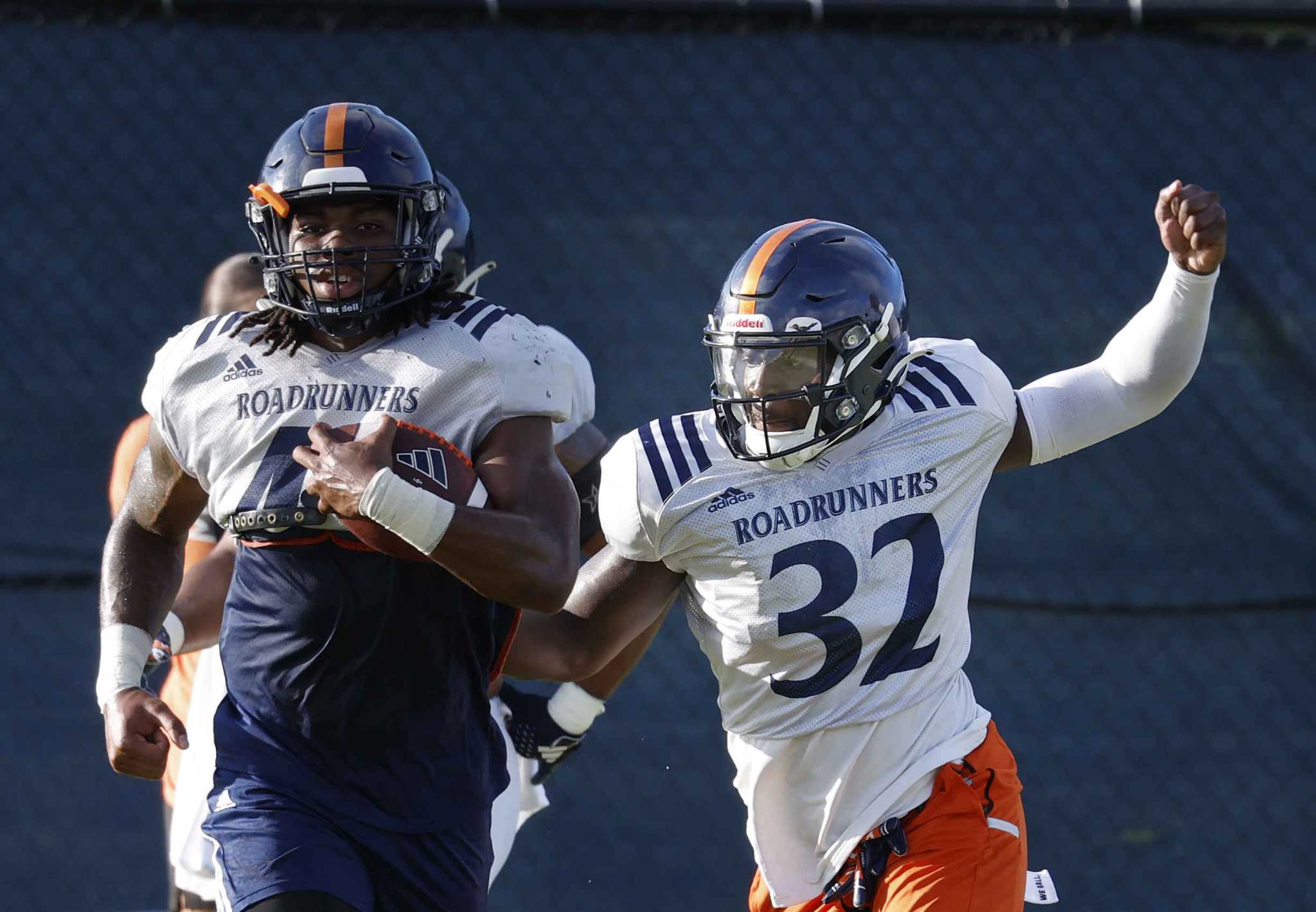 Focused on starting fast, UTSA ramps up physicality in camp