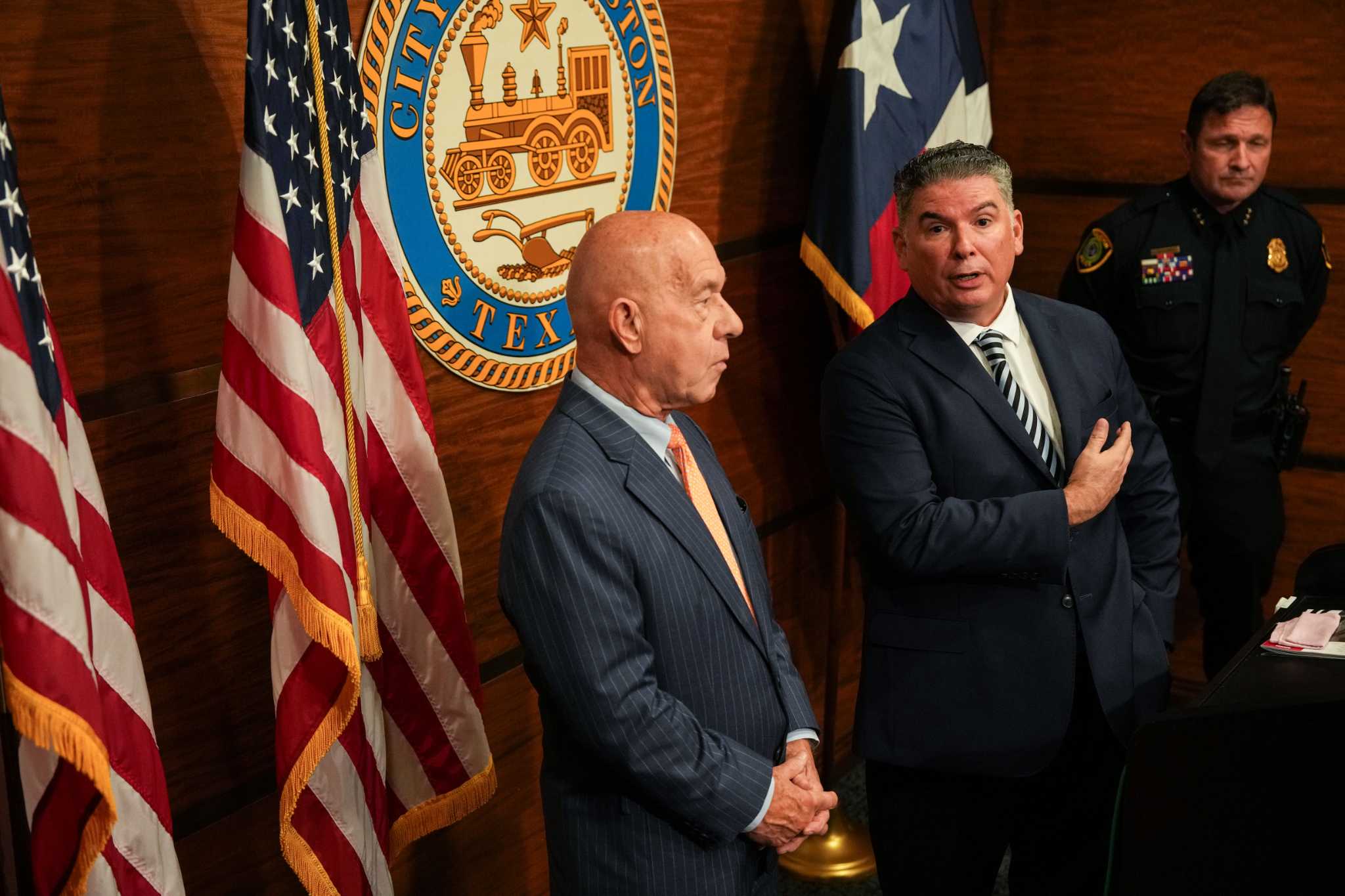 Another assistant chief reassigned at HPD over suspended cases