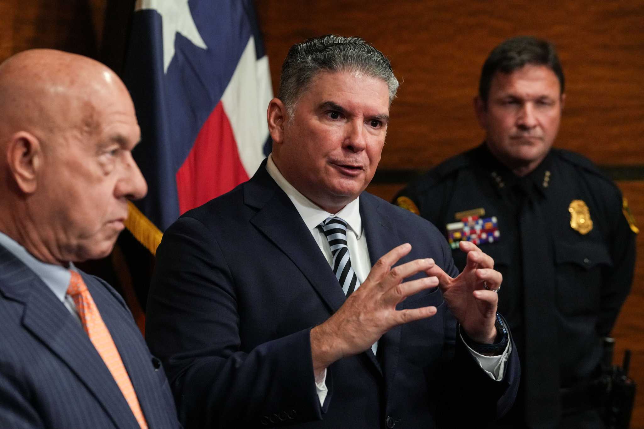 Houston councilmember launches initiative to pair police with pastors