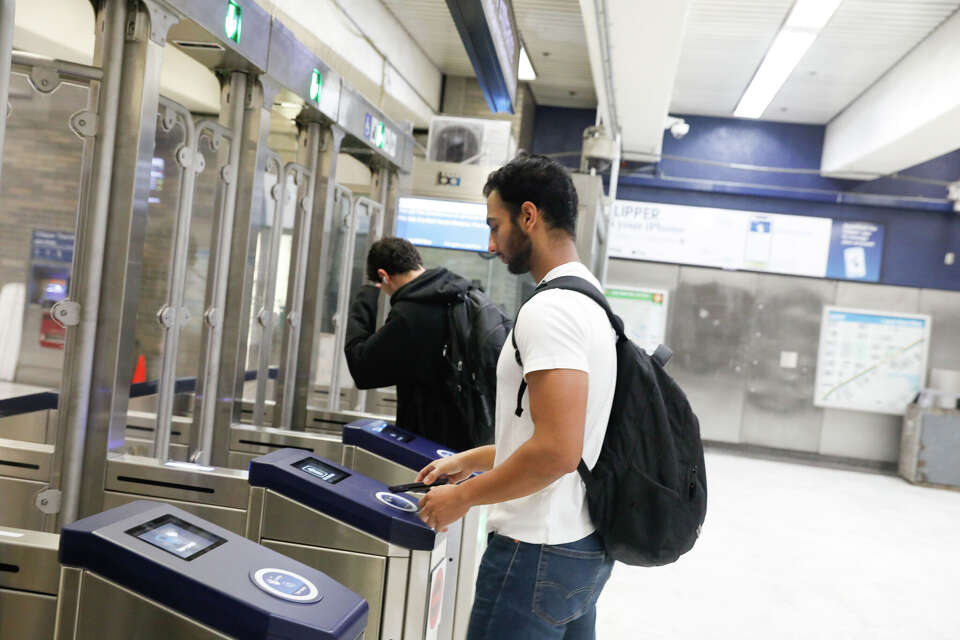 BART’s new reinforced fare gates being installed at popular SF station