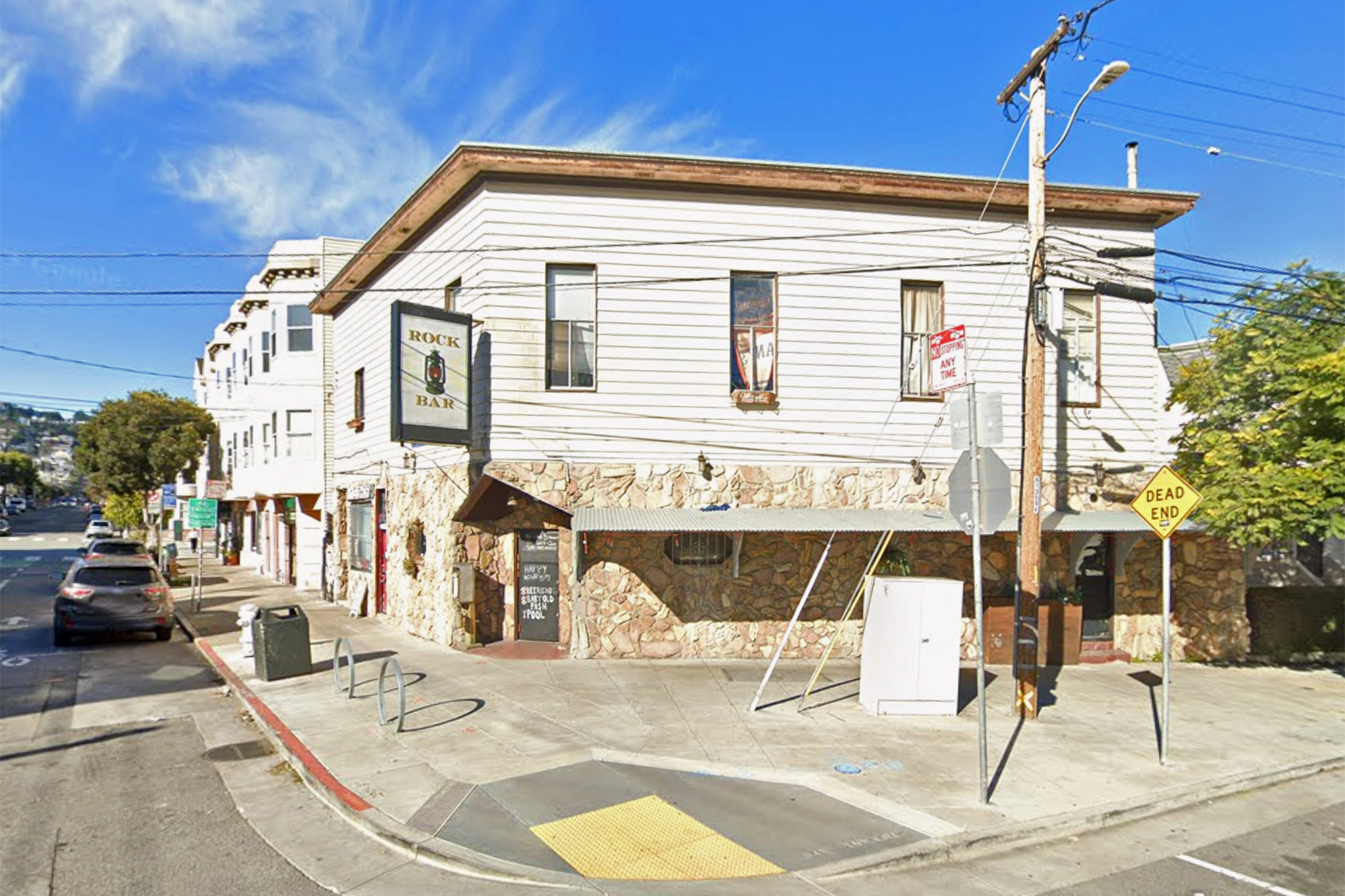 Beloved SF bar ransacked, neighbors rally to help keep it open