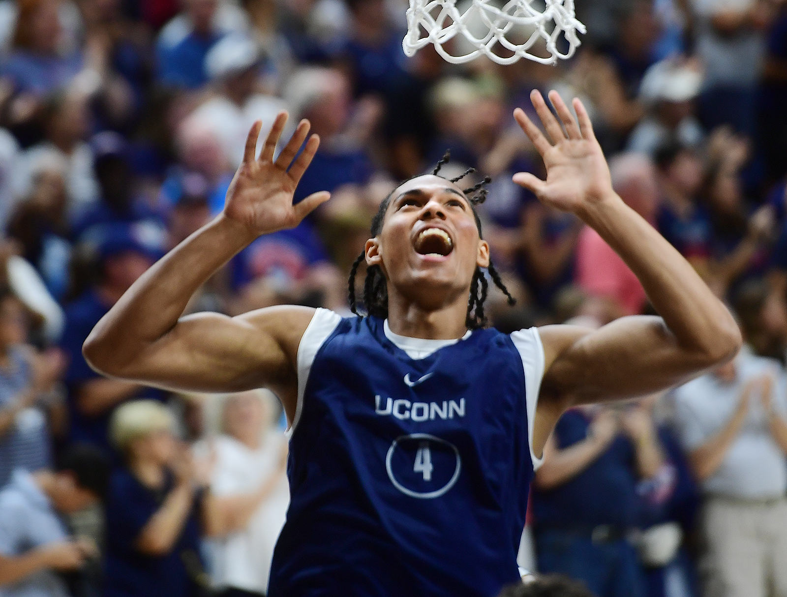 UConn coach Dan Hurley impressed by freshman Isaiah Abraham