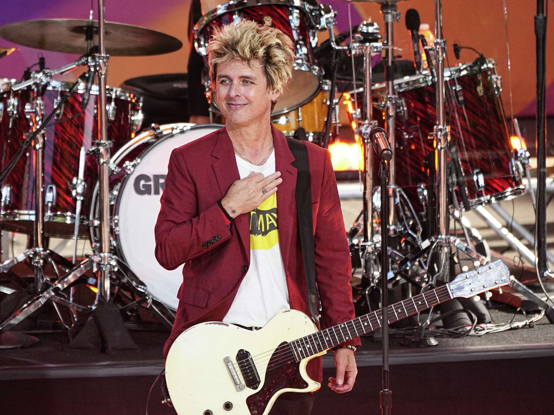Green Day frontman cheekily leaves Bay Area graffiti at Toronto venue