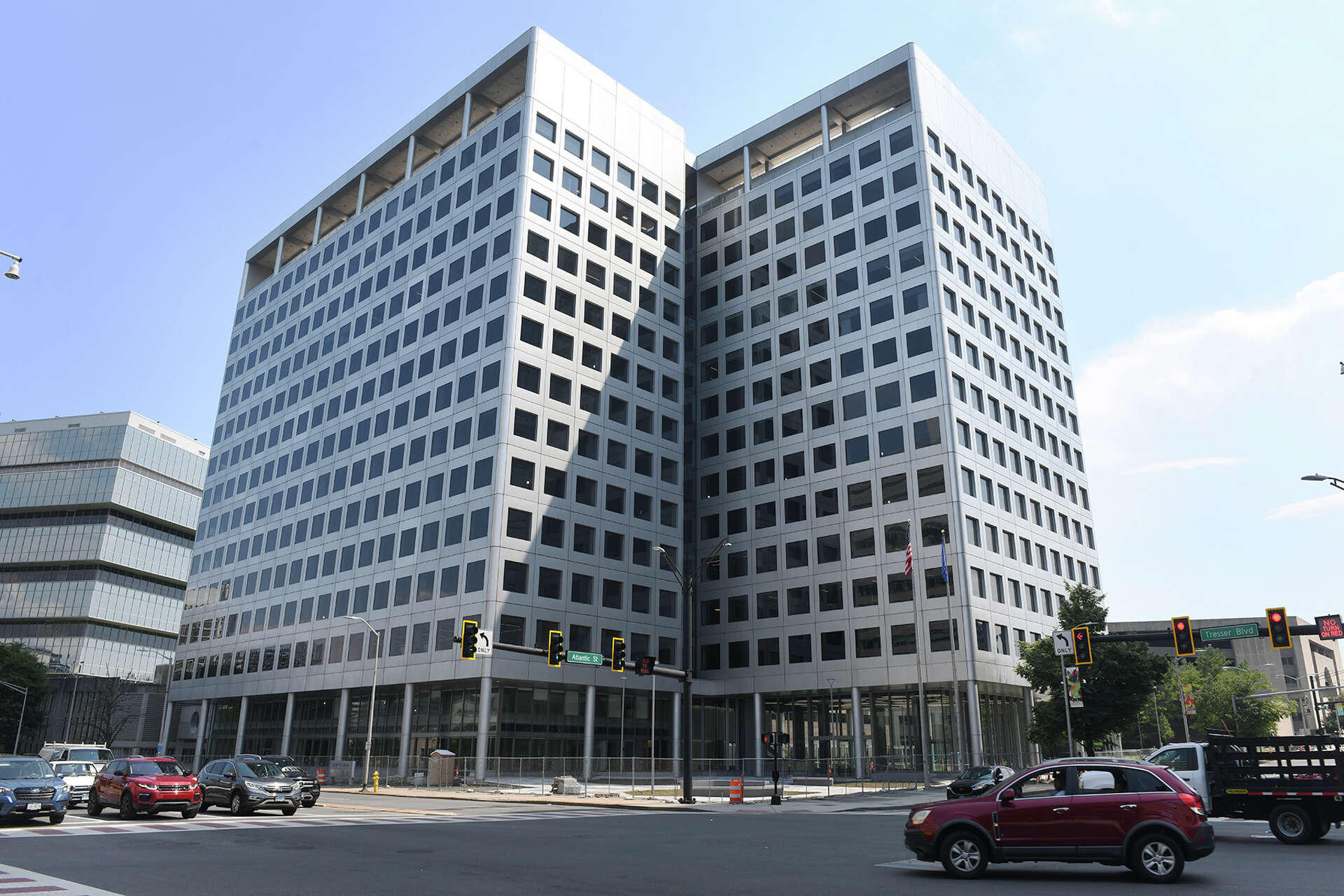 Stamford CT building rebounds with new lease after Charter's HQ exit
