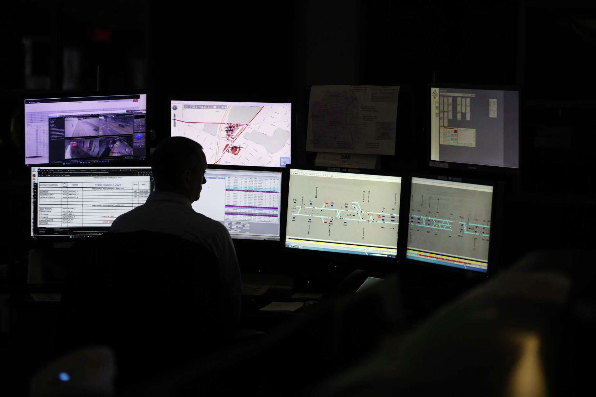 SFMTA worker allegedly faked job title to get Giants, 49ers tickets