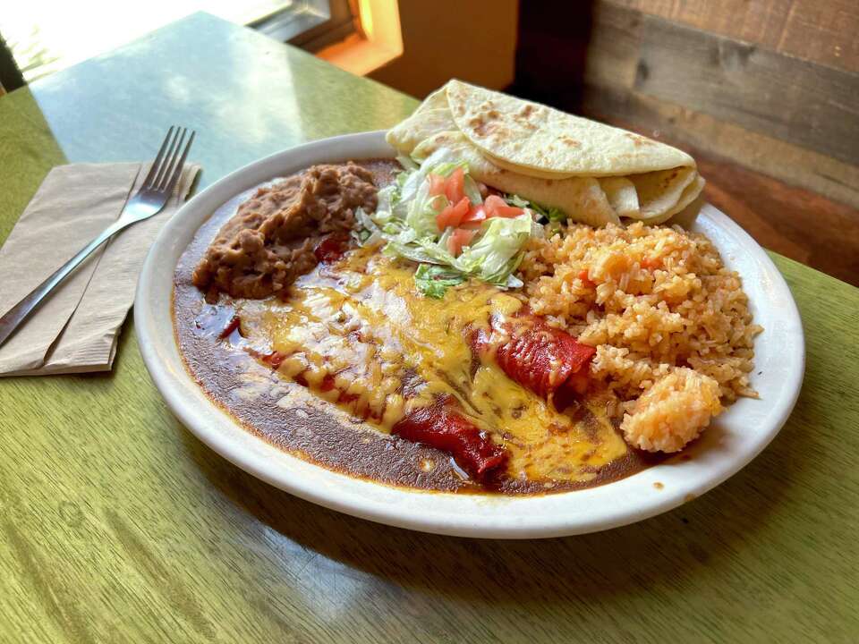 99-cent enchiladas celebrate Tex-Mex chain’s new location