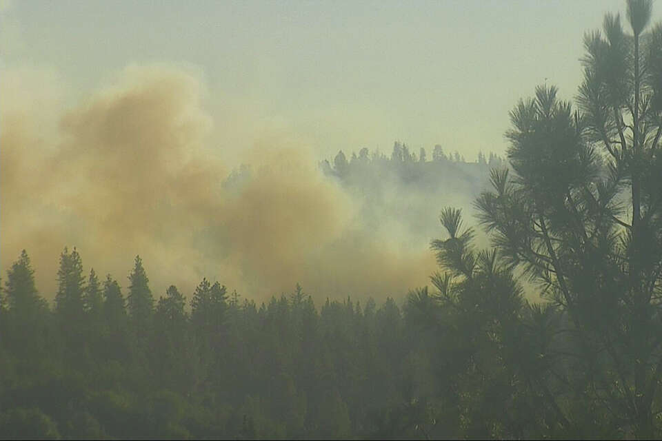 More communities ordered to evacuate in Sierra foothills due to fire