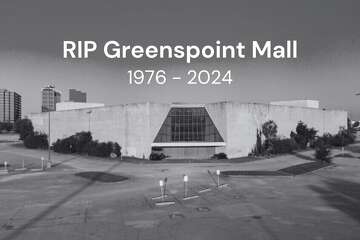 Houston mourns loss of former mecca: the mall