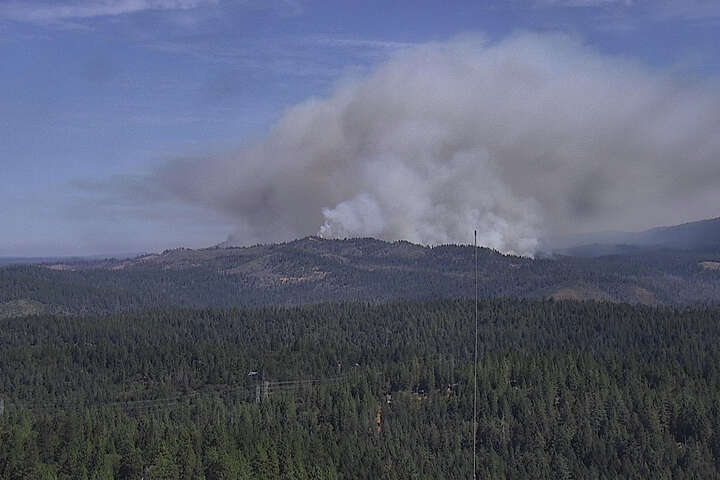 Wildfire smoke from Sierra foothills floods Tahoe Basin, I-80 corridor