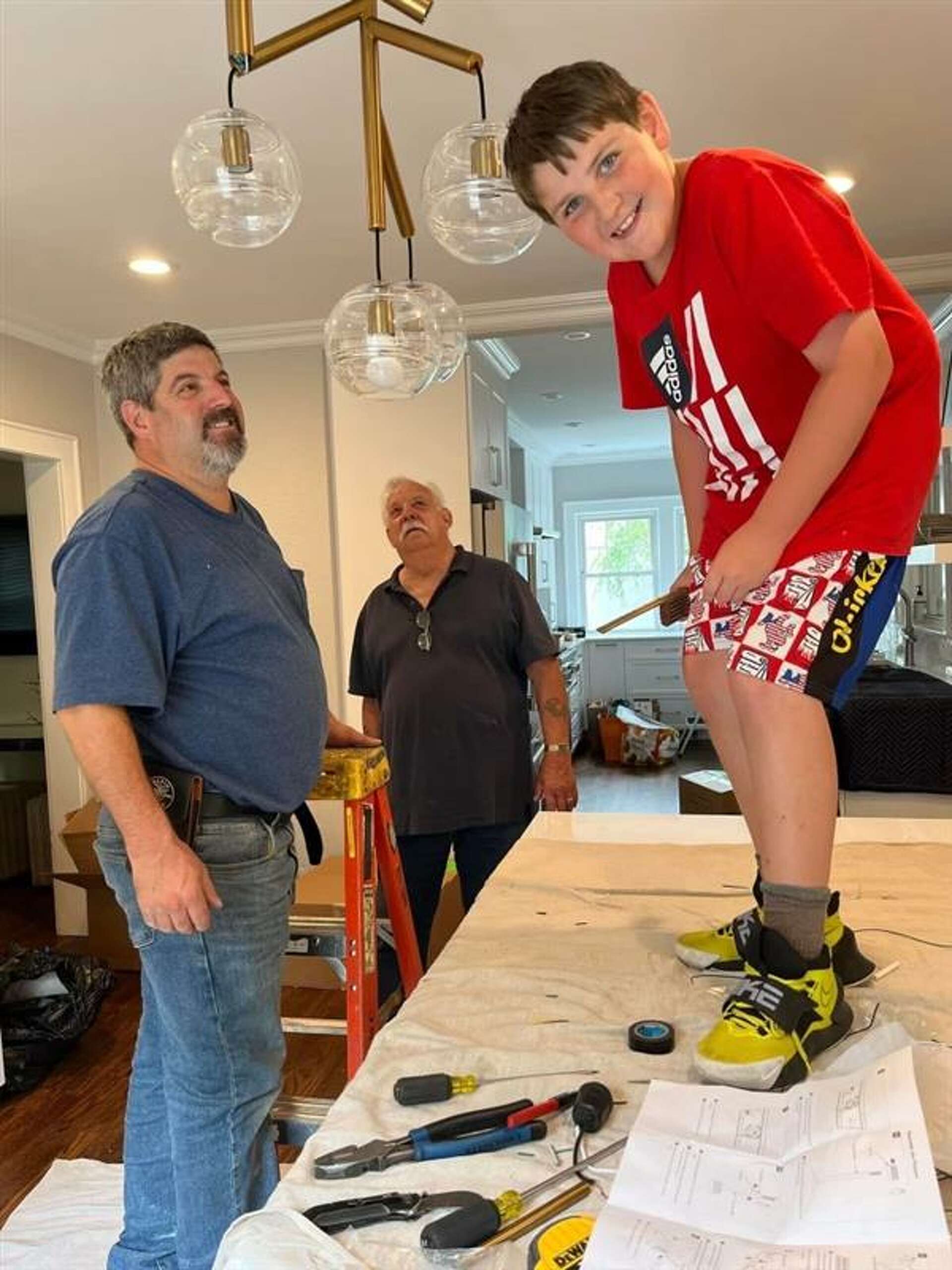 Longtime Greenwich electrician Robert Merchant dies at age 78