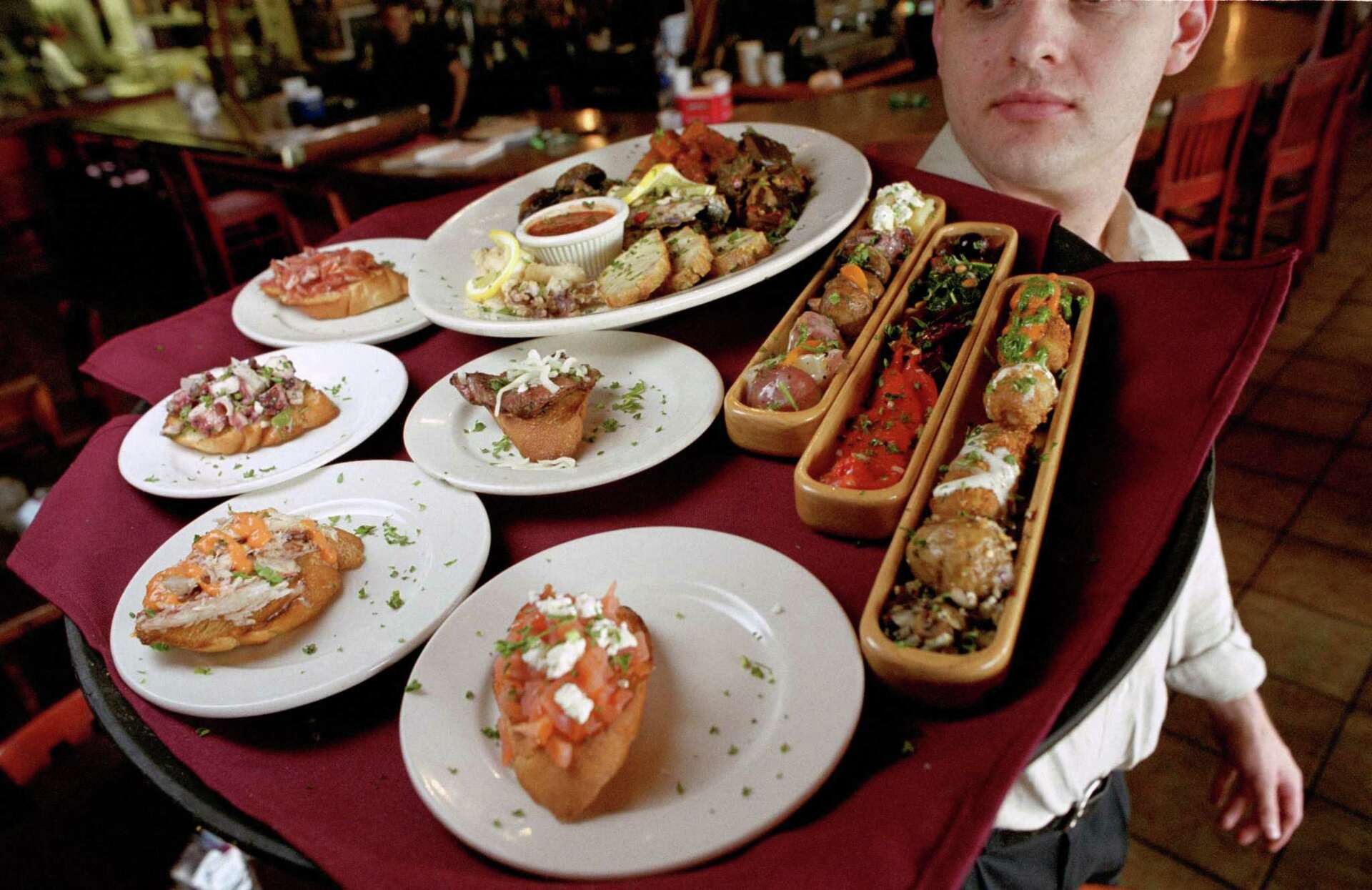 Mi Luna Spanish restaurant reopening in Houston this fall