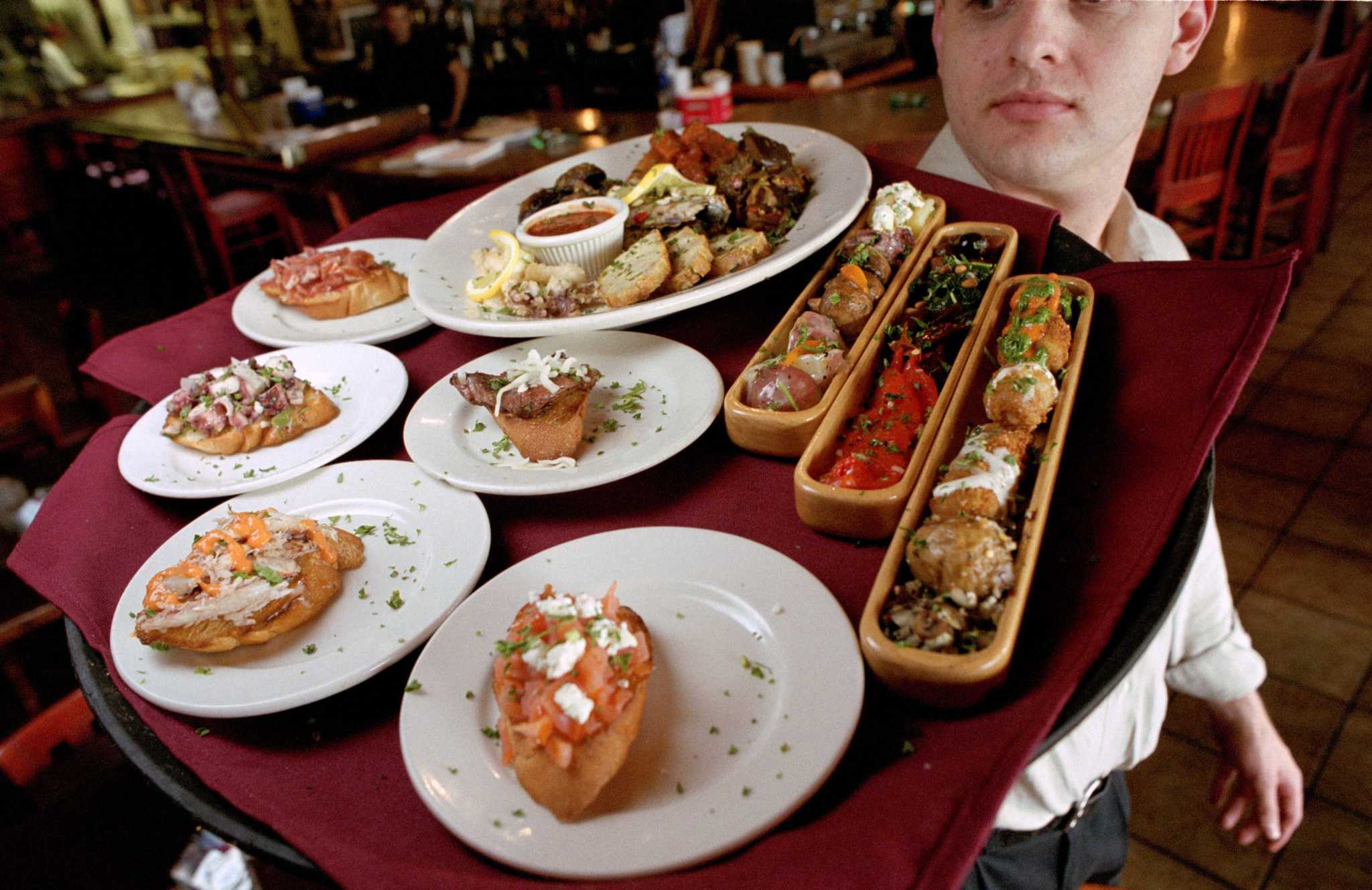 Mi Luna Spanish restaurant reopening in Houston this fall