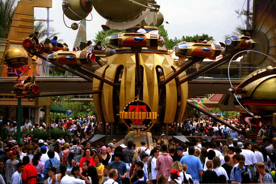 The failed, ugly '90s Disneyland ride that still looms over guests