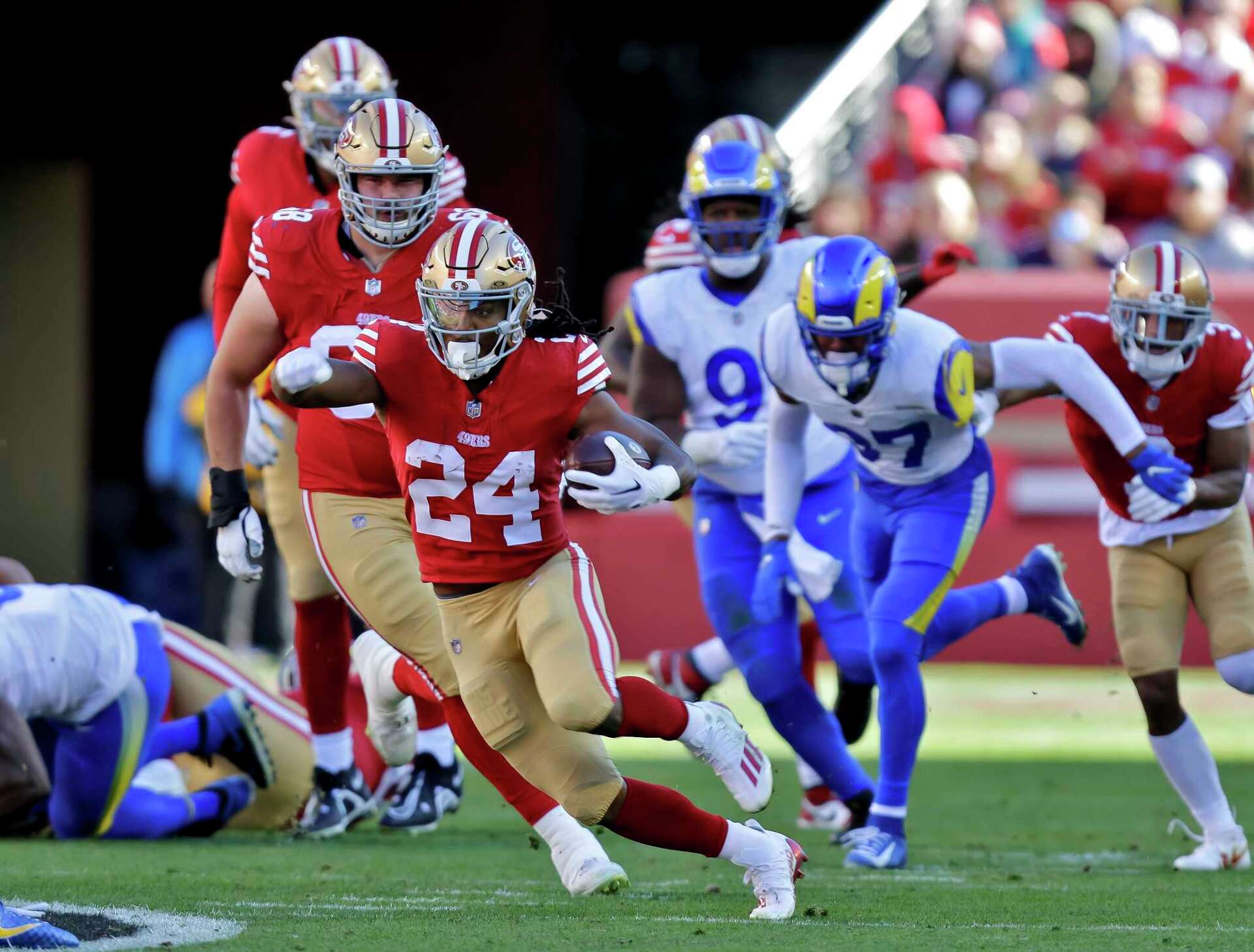 49ers’ Jordan Mason's DIY regimen may be on display in preseason game