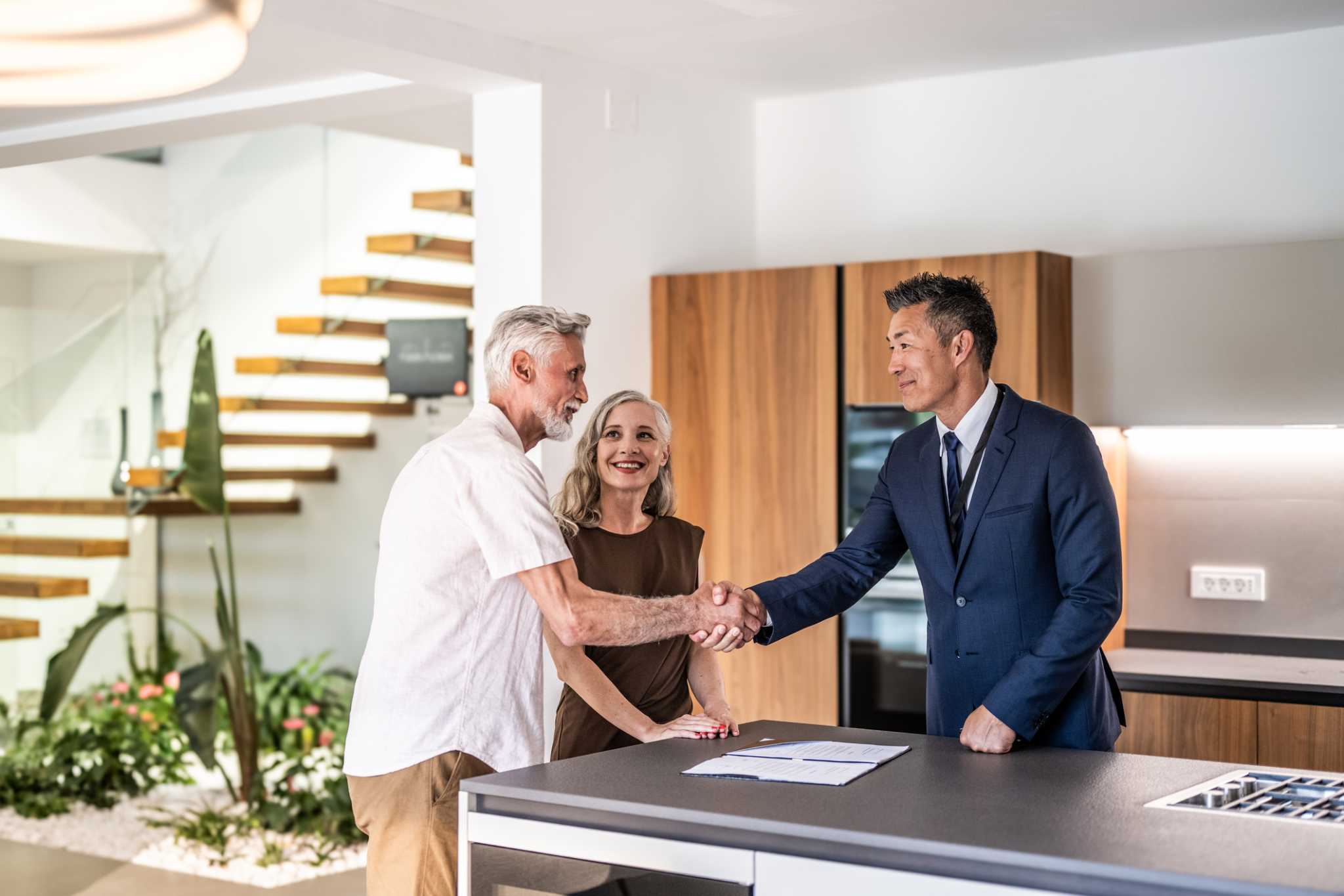 What Home Shoppers Need to Know About the New Buyer’s Contracts