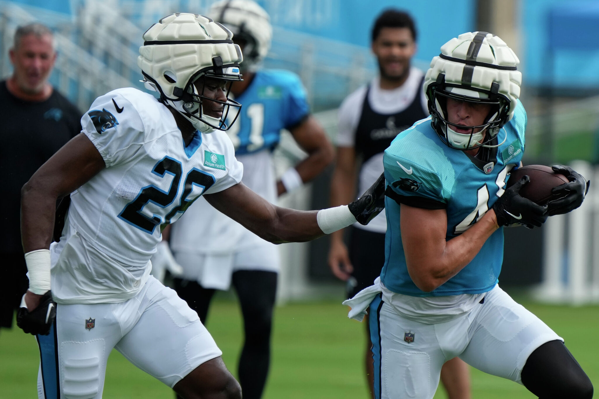 Raiders pick up ex-UConn star, CT native Jackson Mitchell off waivers