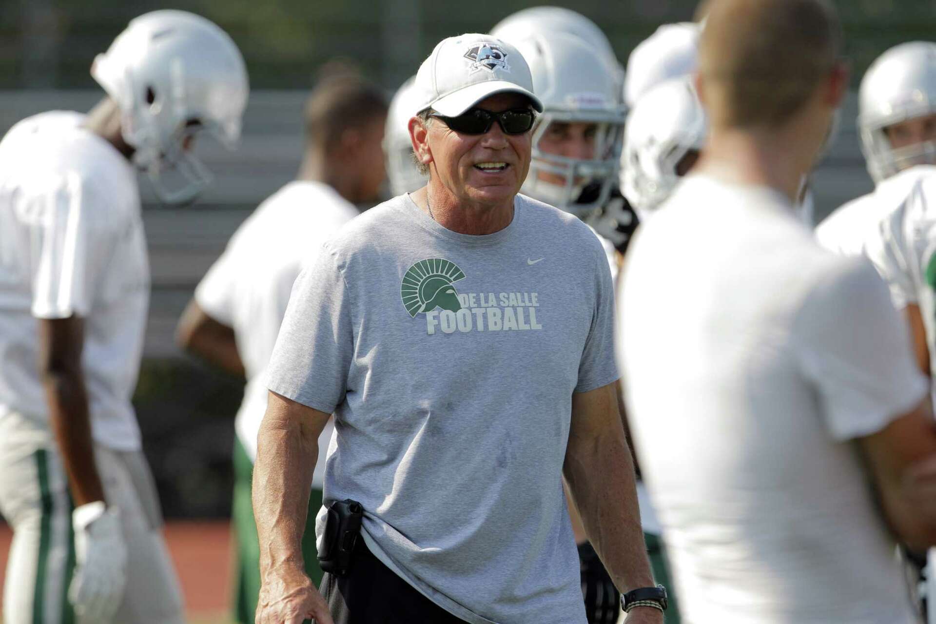 Football coach for VP? Why one Bay Area Hall of Famer loves Walz pick