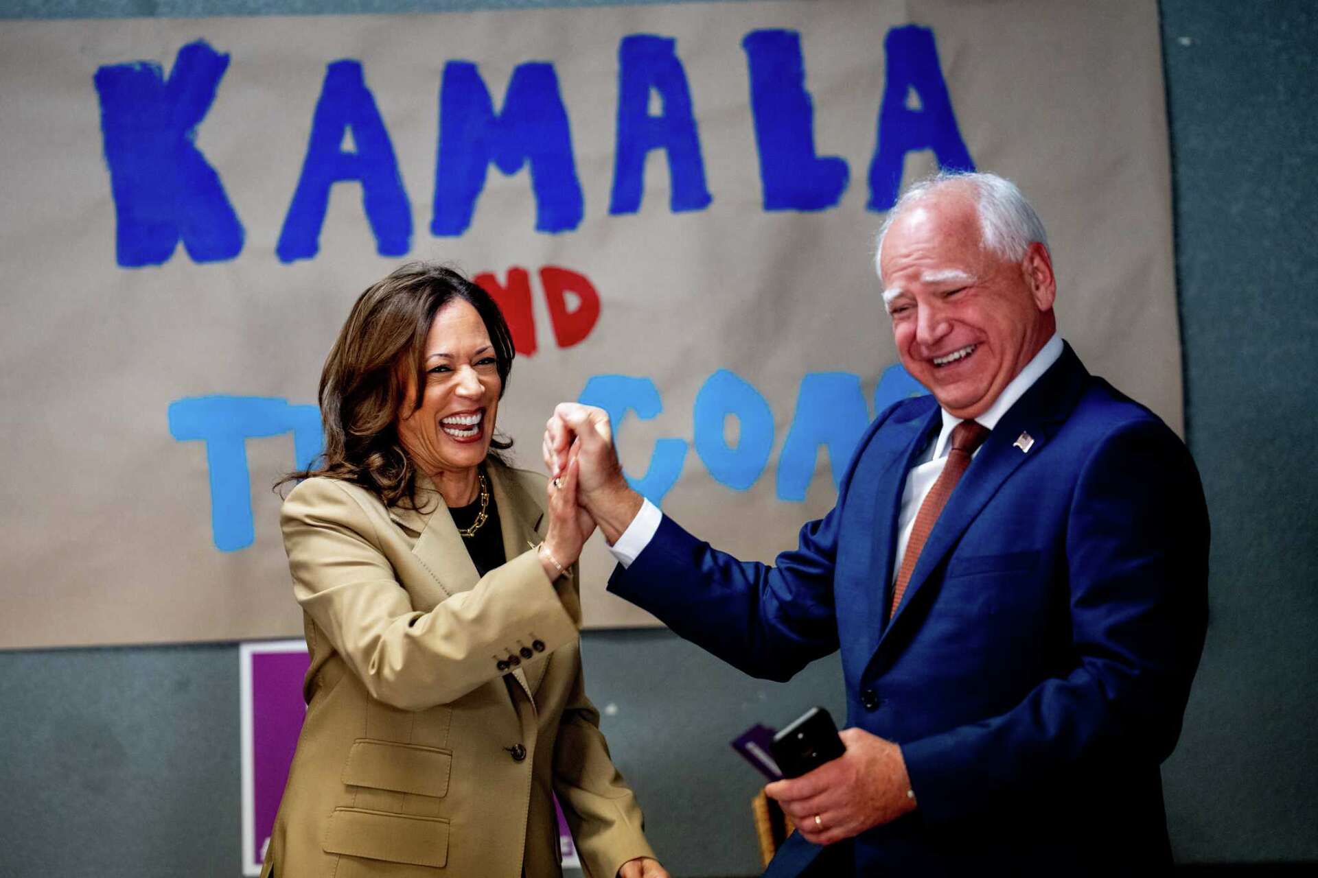 Harris sees renewed hope in Arizona as battleground tightens