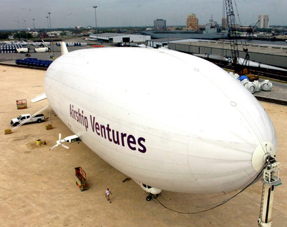 Zeppelin makes historic debut in Beaumont - Beaumont Enterprise