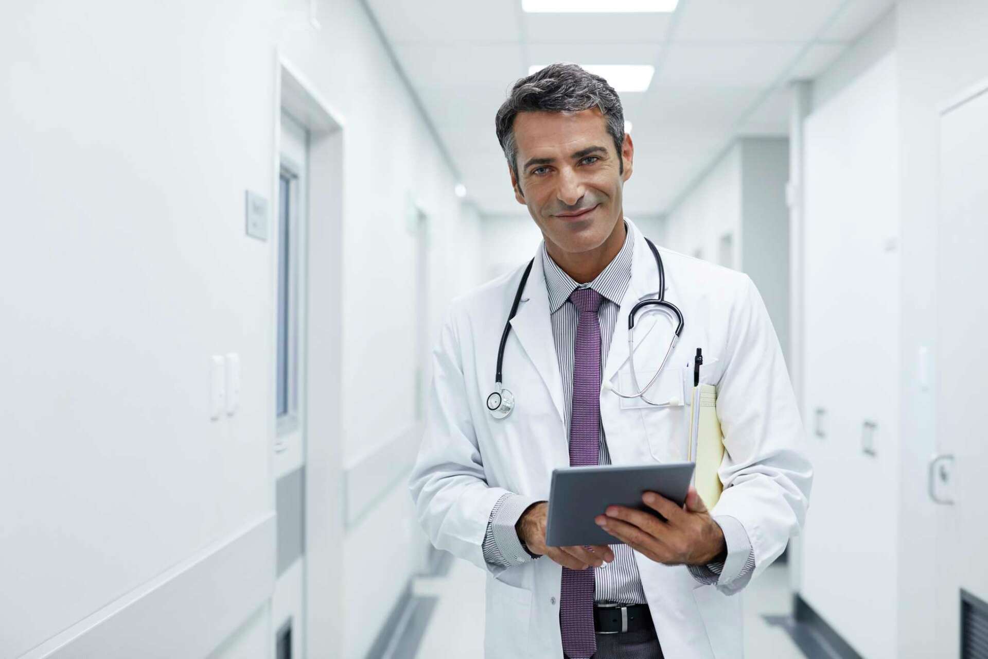 The Average Length of Doctors' Careers