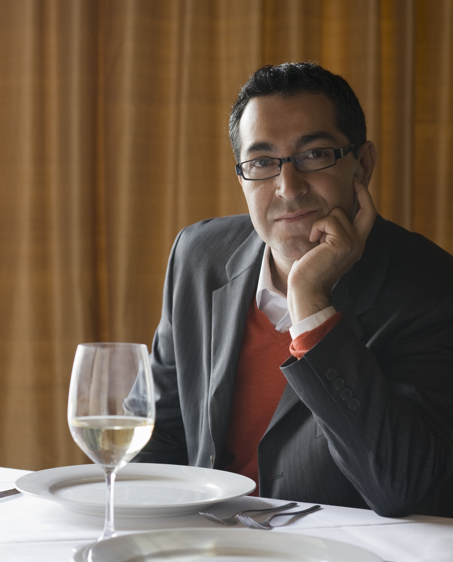 How to Become a Food Critic for Restaurants