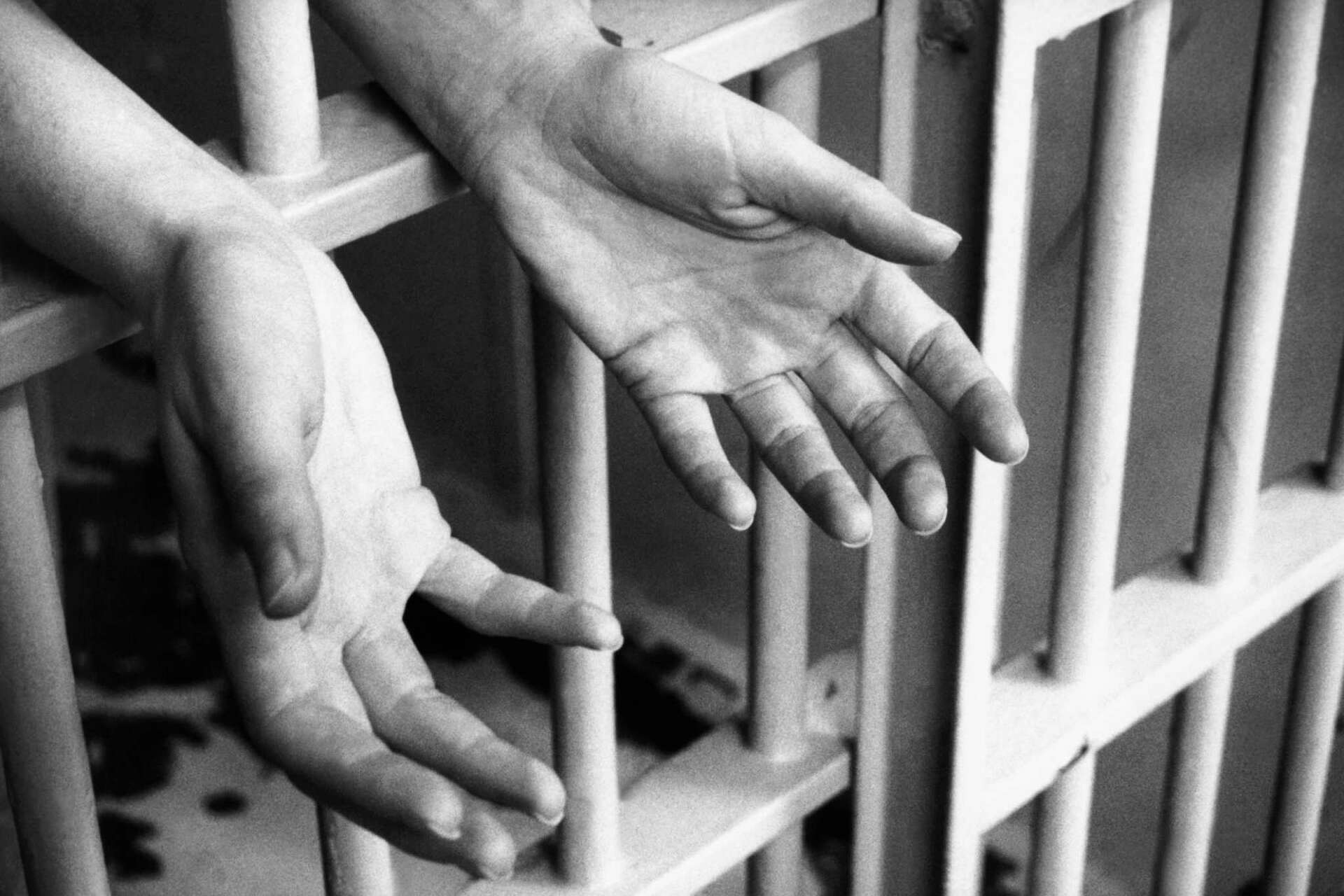 How to Become a Therapist in the Prison System
