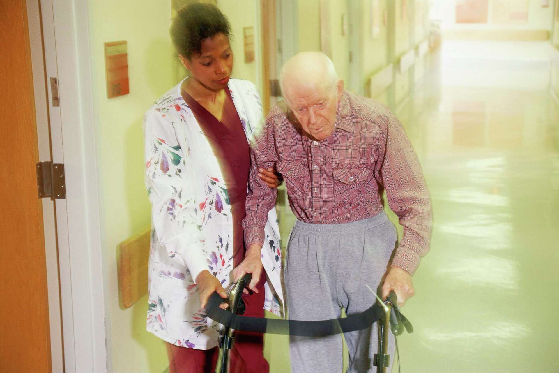 Roles & Responsibilities of a Certified Nurse's Aide