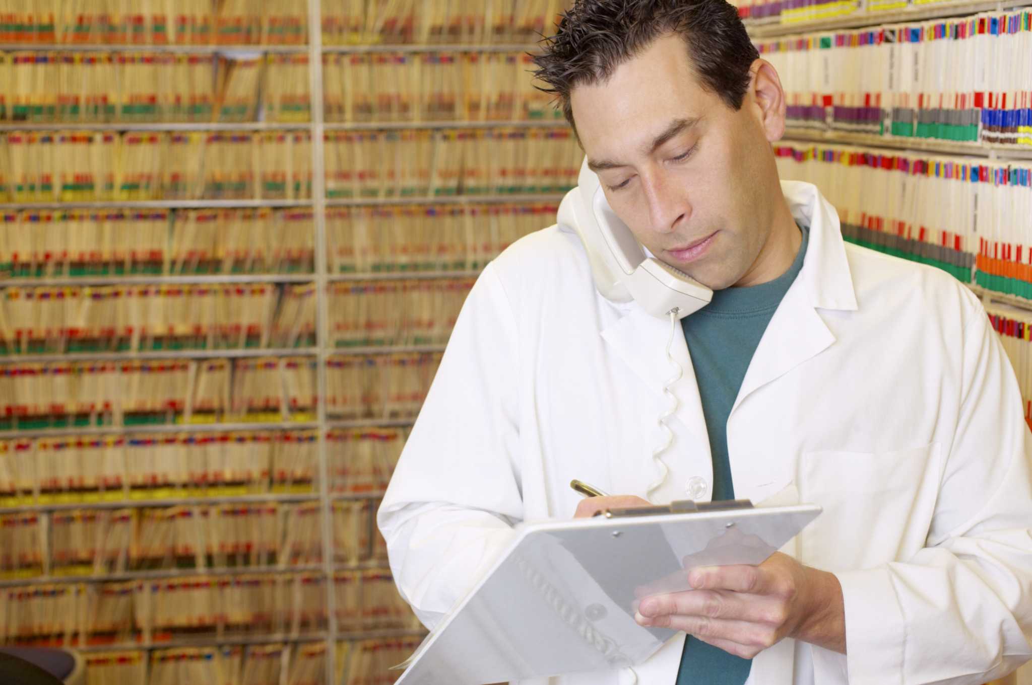 Can a Felon Get a Job as a Medical Billing Clerk?