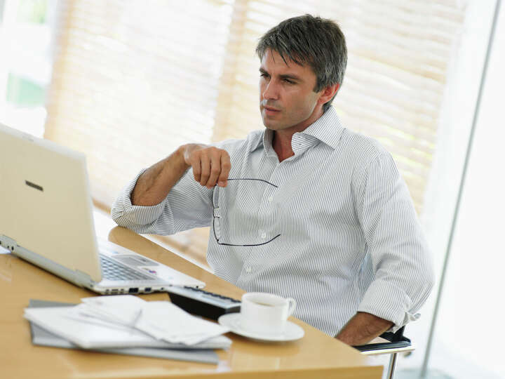 How to Cite an Attachment in a Business Letter